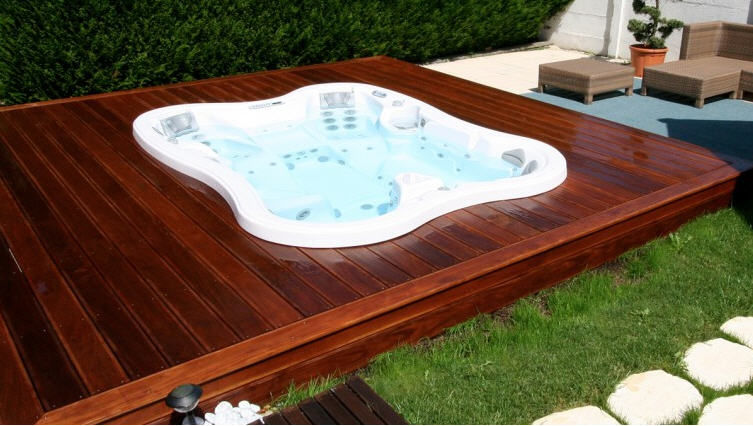 Spa encastrable - LOTUS BAY - DIMENSION ONE SPAS - carré / 7 places ...