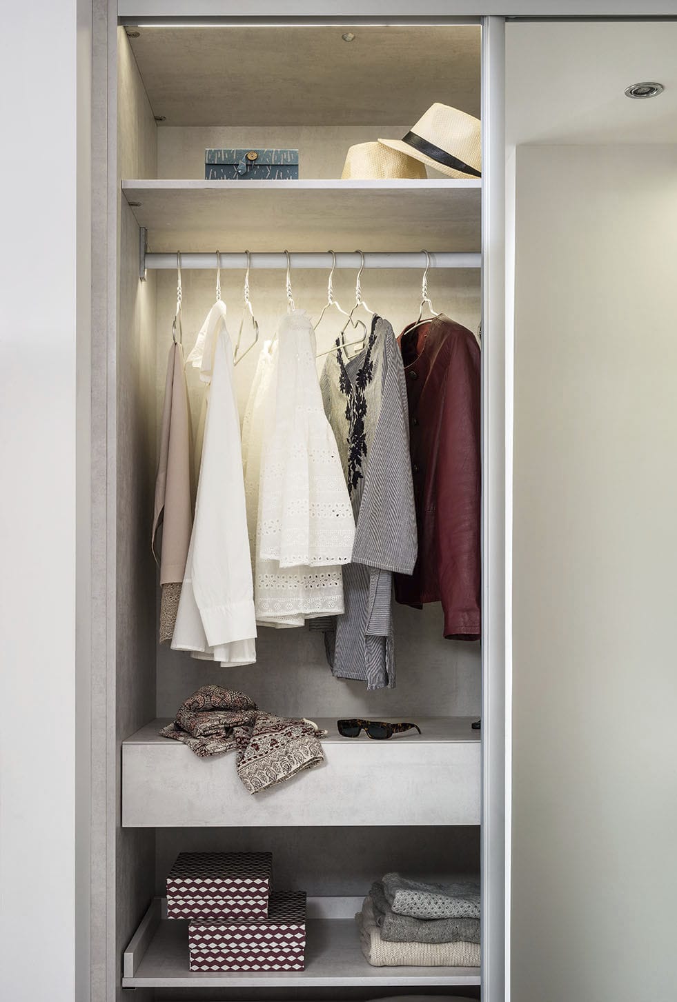 Dressing mural - AMBIANCE GRAPHIQUE - Mobalpa - contemporain / en bois ...