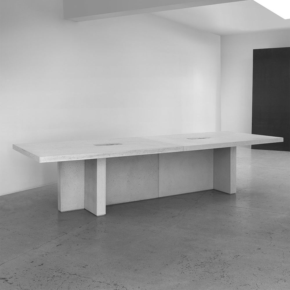 Table contemporaine - EDITION 3 - ISOMI - en béton / rectangulaire ...