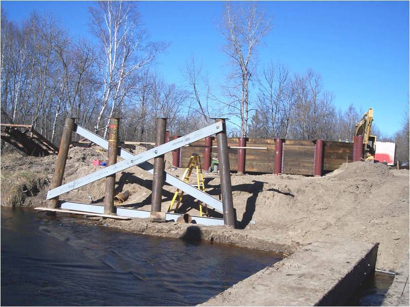 Pieu battu - Short span steel - en acier / de fondation