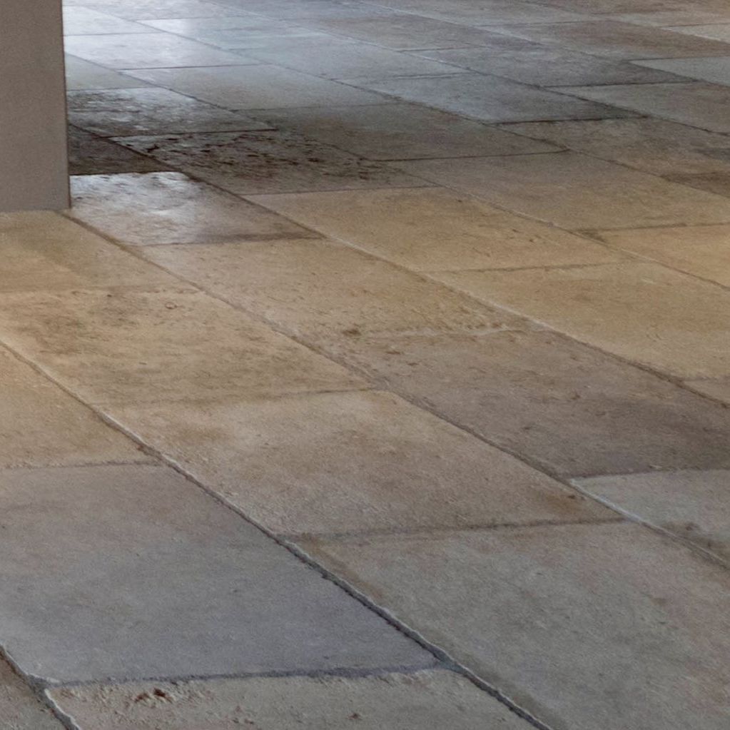 Dallage en pierre calcaire - 00289 - bca materiaux anciens - d ...