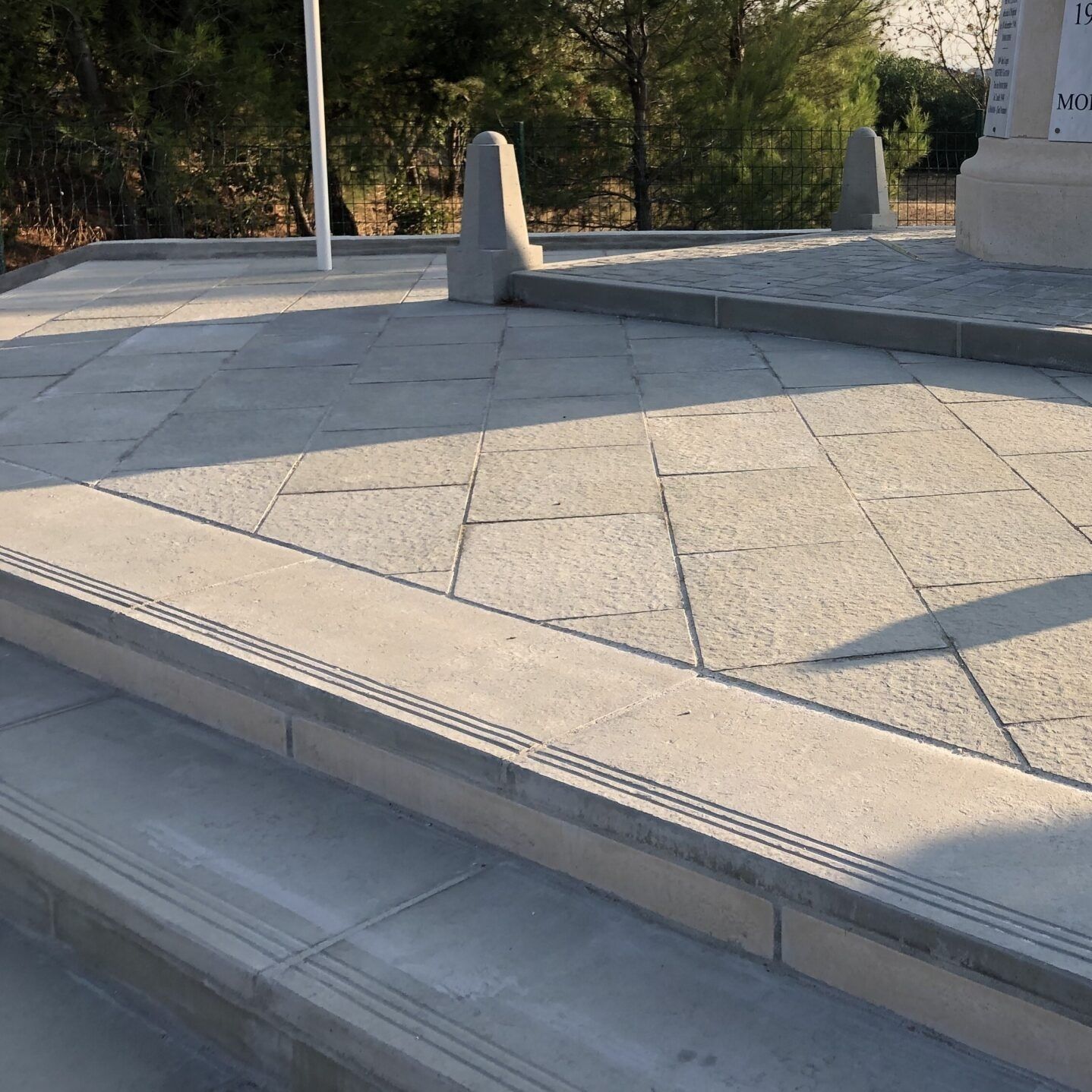 Marche en béton - MARF - Replik - antidérapante