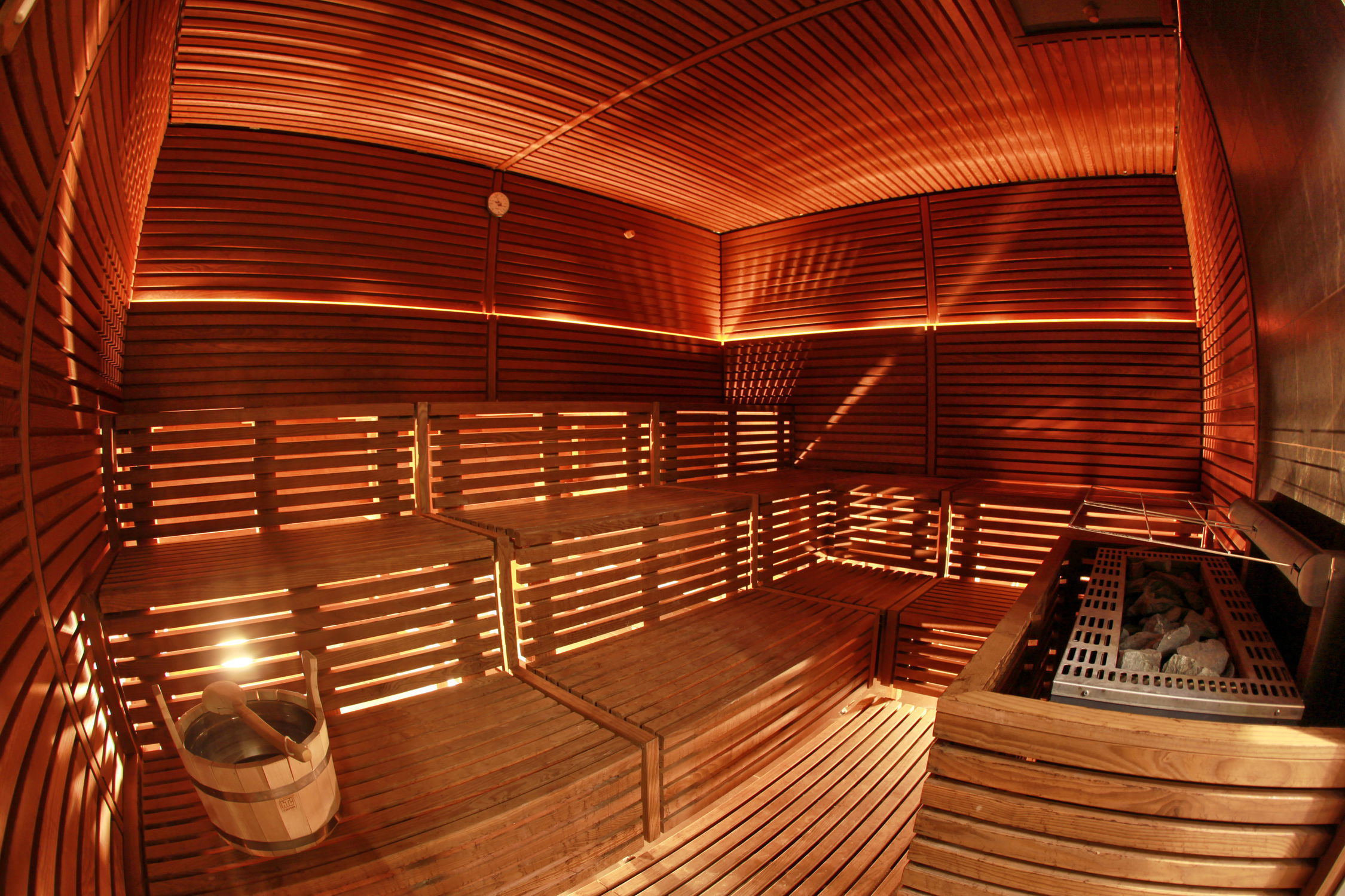 Sauna finlandais - COMMERCIAL - Carmenta Wellness - résidentiel ...