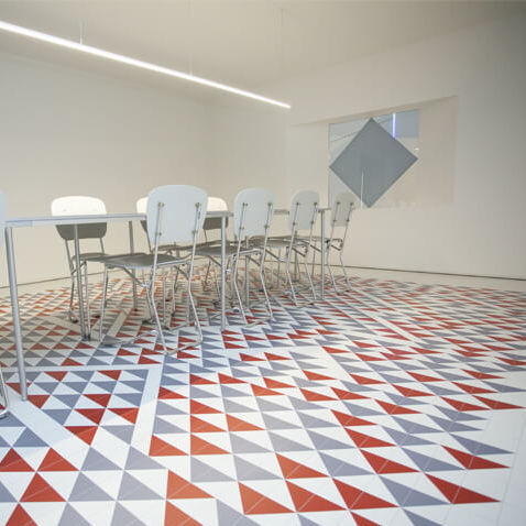 Revêtement de sol en vinyle - BESPOKE - HARLEQUIN - d'intérieur / pour bureau / d'accueil