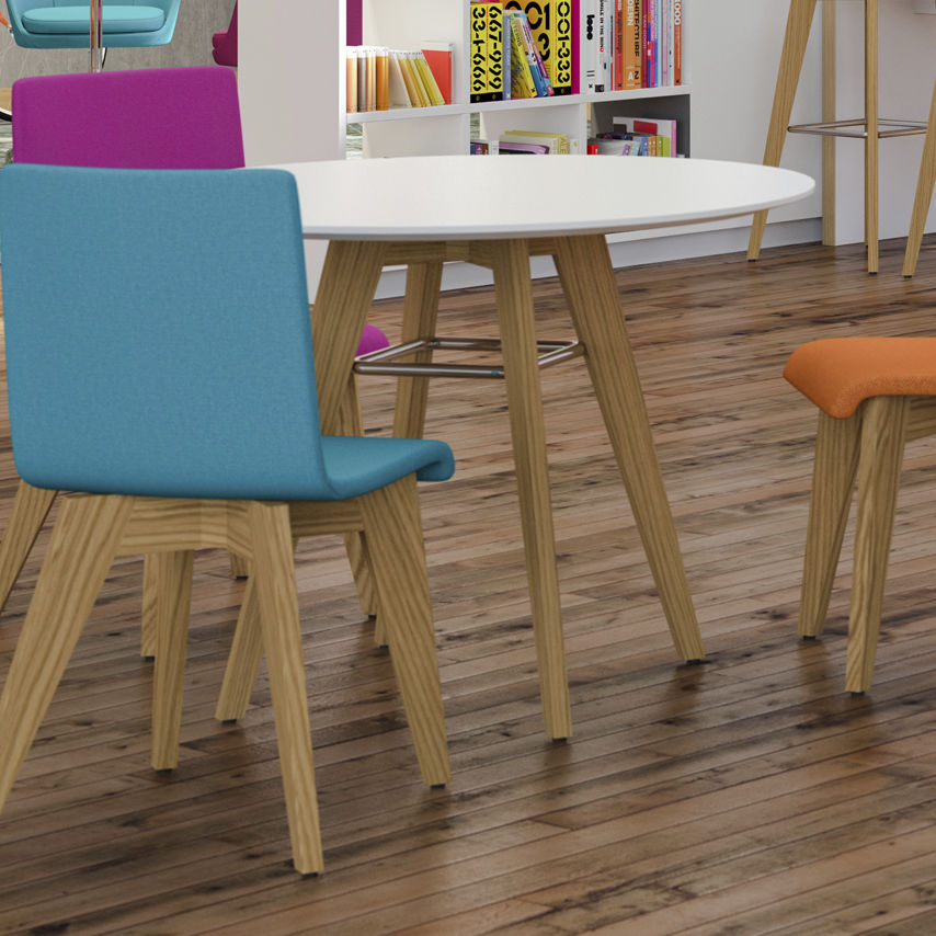 Table à manger contemporaine - JIG - Frovi - en chêne / en noyer / carrée