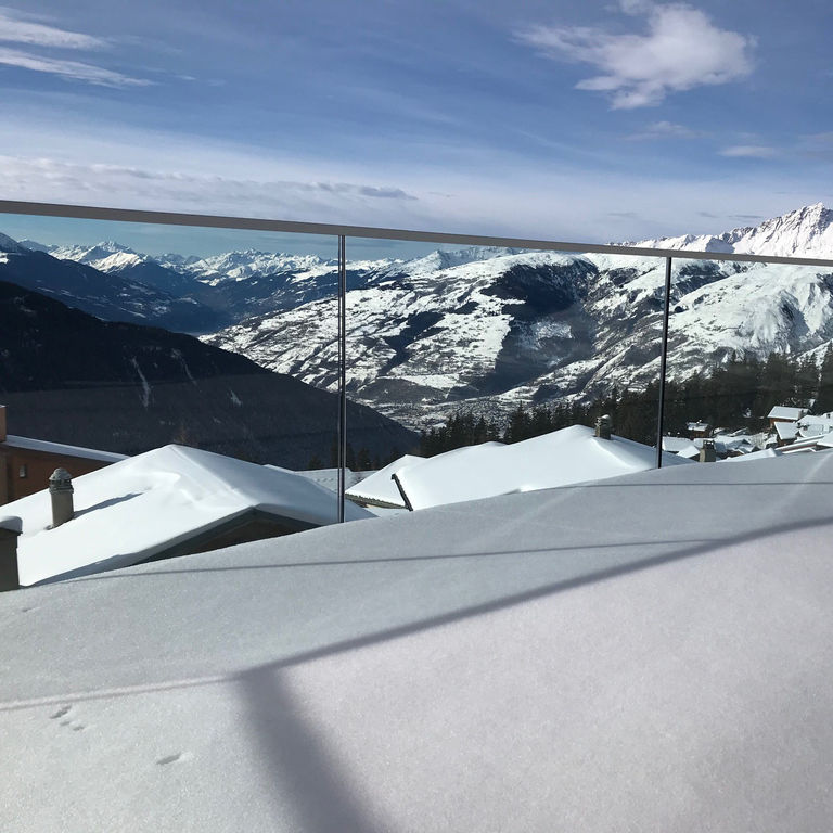 Garde-corps à panneaux en verre - CROSILUX - CROSO FRANCE - en ...