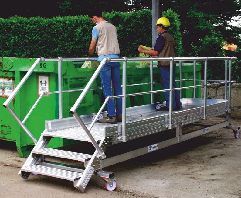 Plateforme de travail - 7800 - Frigerio Carpenterie - d'extérieur ...