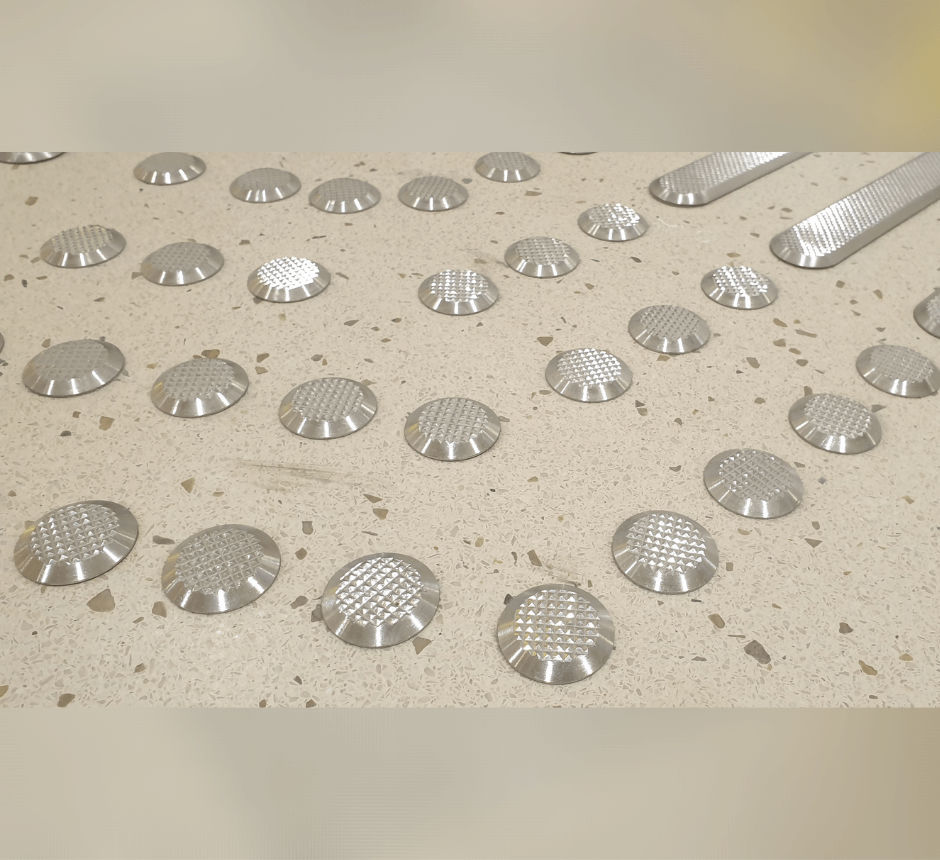 Clou podotactile en inox - DIAMOND WARNING - Kent Stainless - de dissuasion