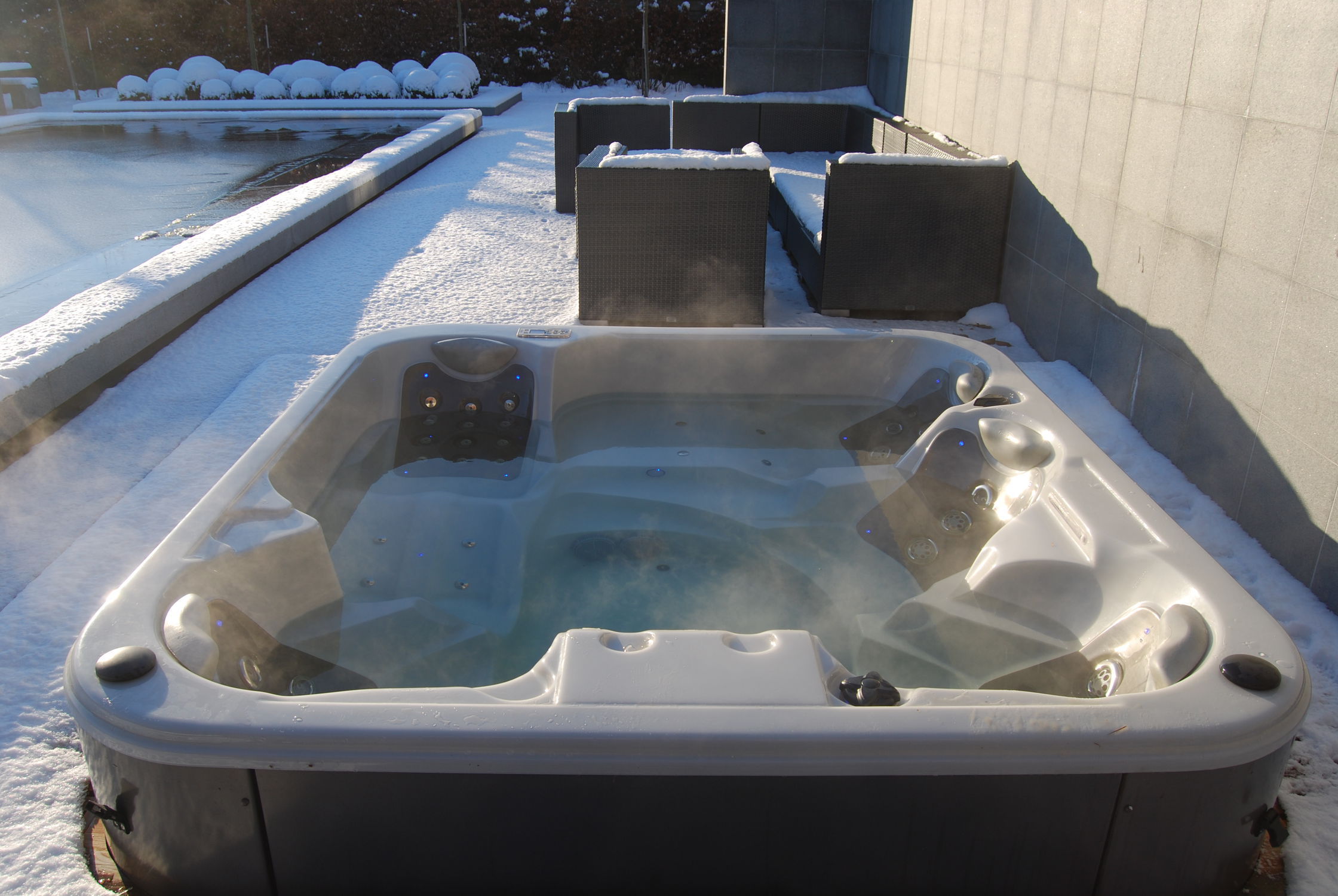 Spa hors-sol / rectangulaire / 4 places / avec fontaine intégrée ...