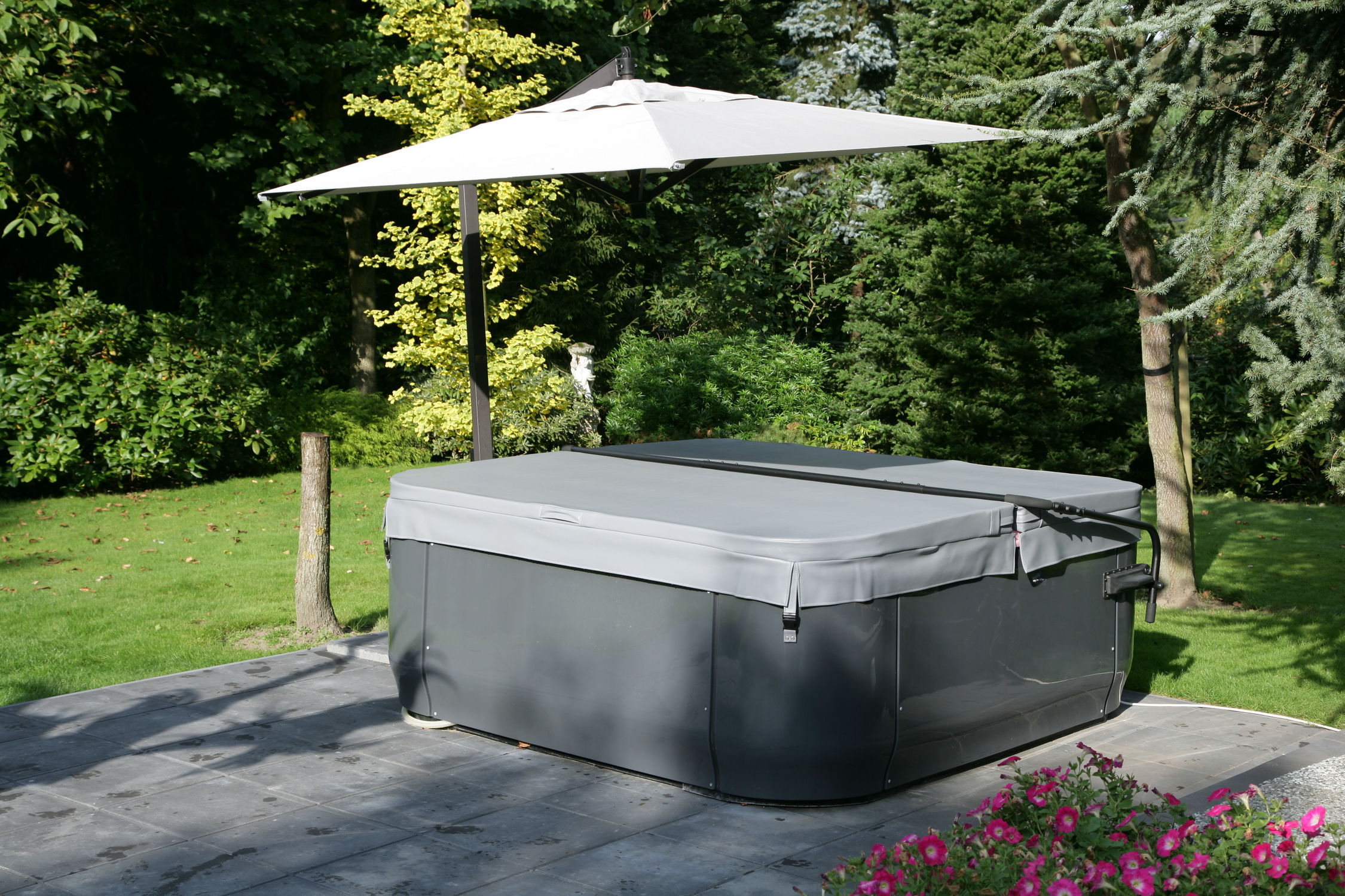 Spa encastrable - CONFORT 2.3 - AWD - hors-sol / rectangulaire / 5 places