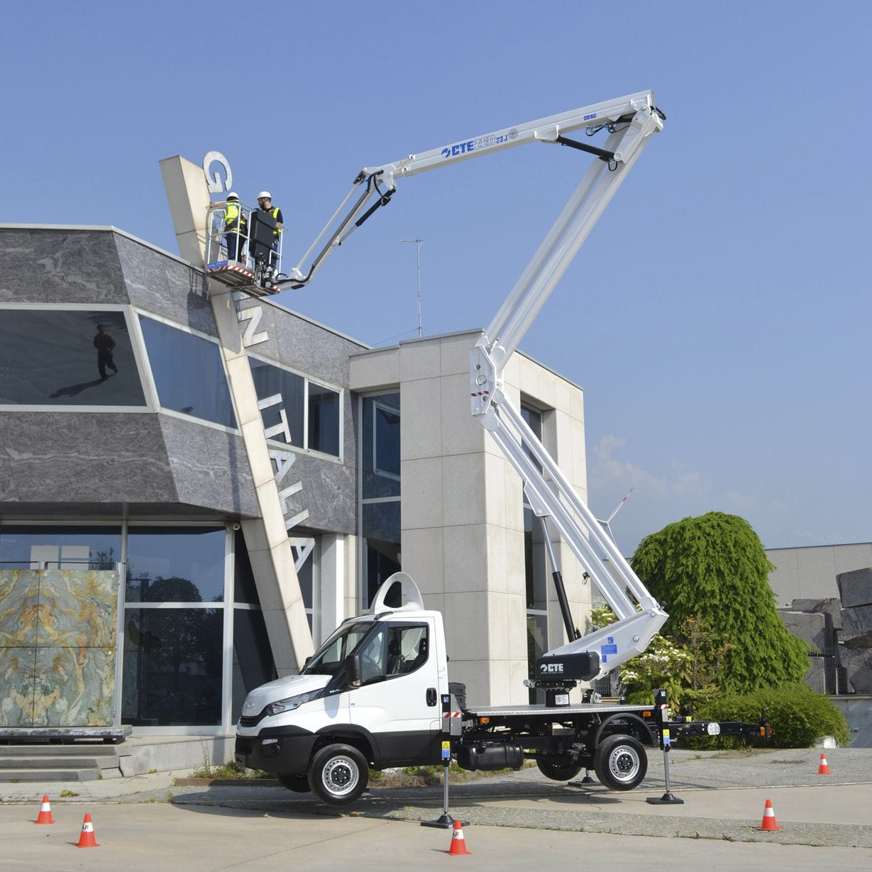 Plateforme aérienne pour chantier - ED 23.3 JHV - CTE - d'extérieur ...