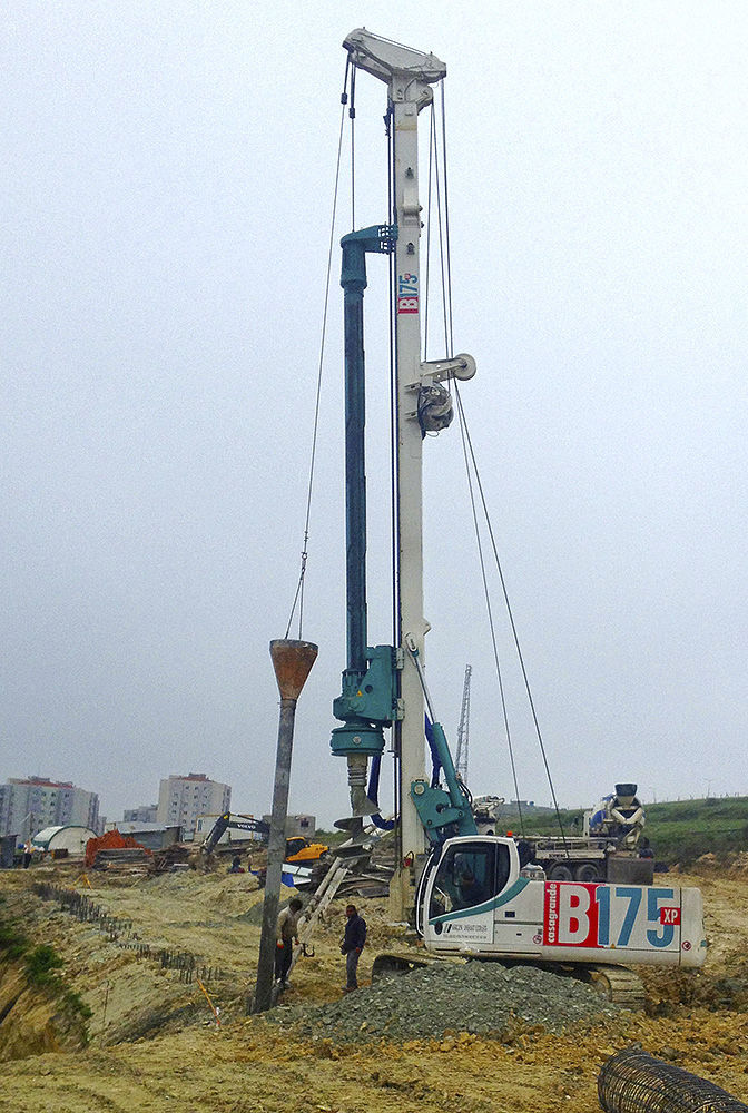 Foreuse à moteur diesel - B175 XP - CASAGRANDE - Foundation Division ...