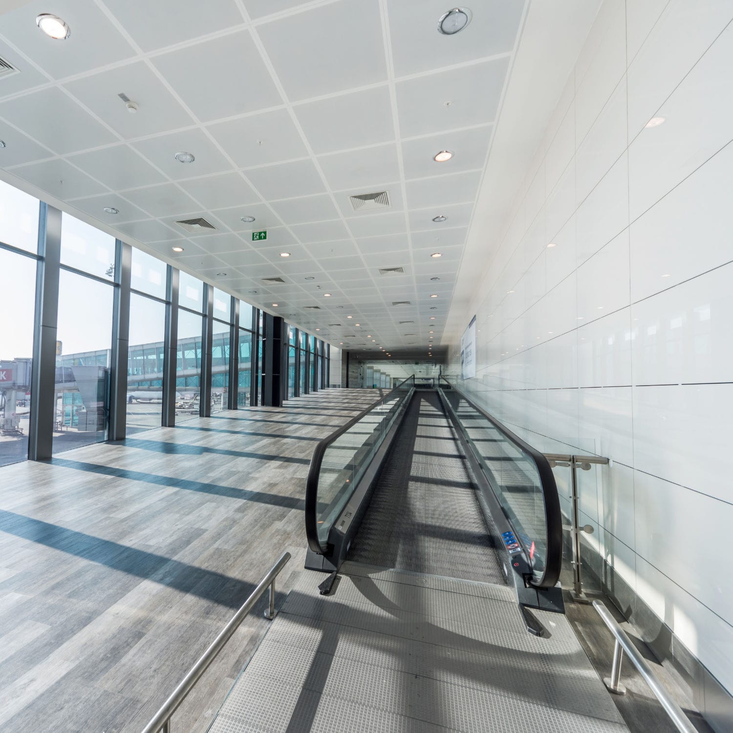 Faux-plafond en métal - SPECIAL SYSTEMS - BUTEM METAL - en dalles / en ...