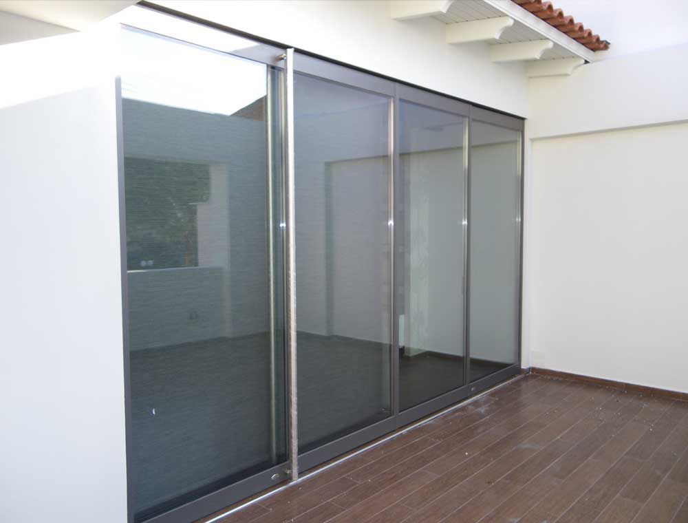 Cloison pliante / en aluminium / à double vitrage / à usage ...