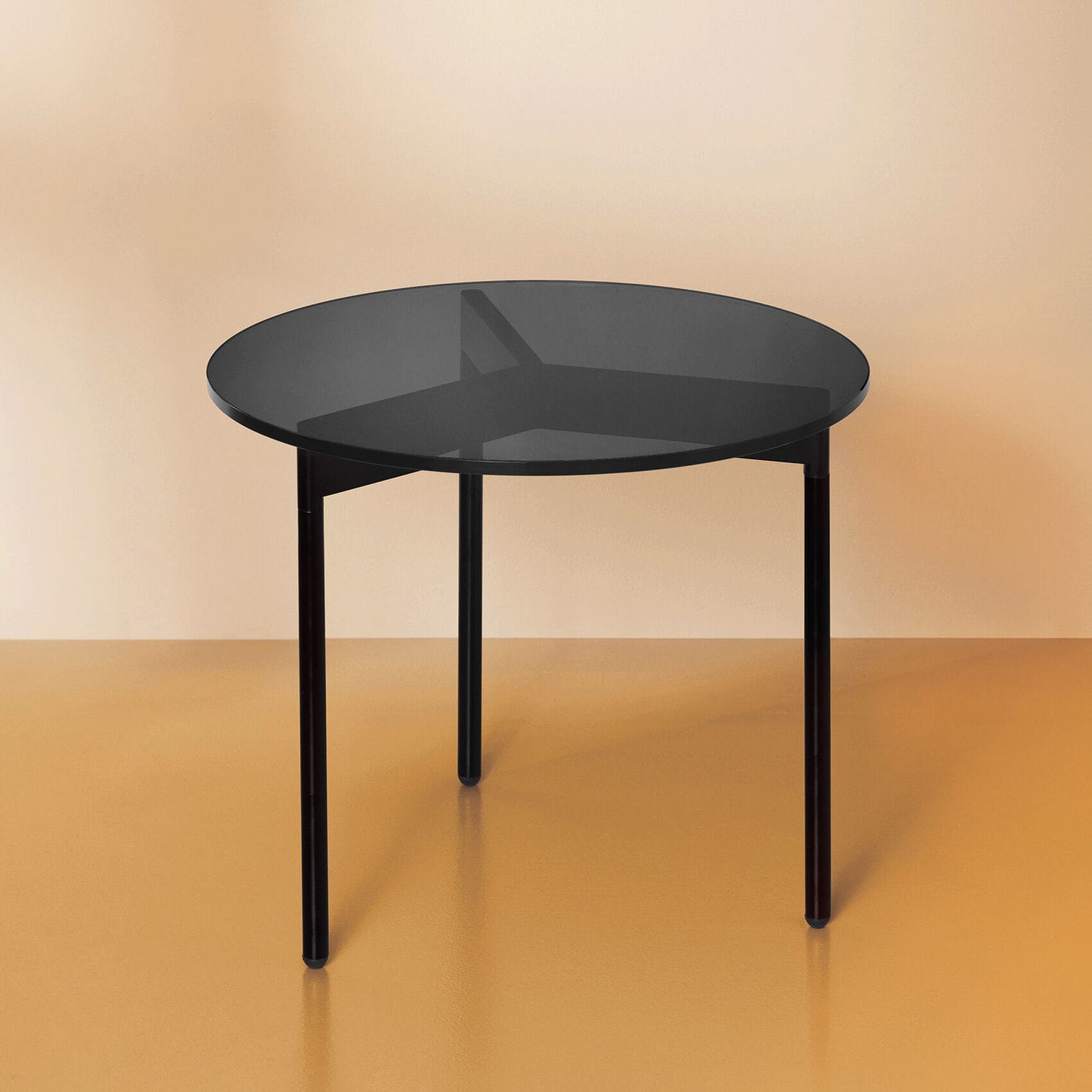 Table basse contemporaine - FROM ABOVE - Warm Nordic - en verre fumé ...