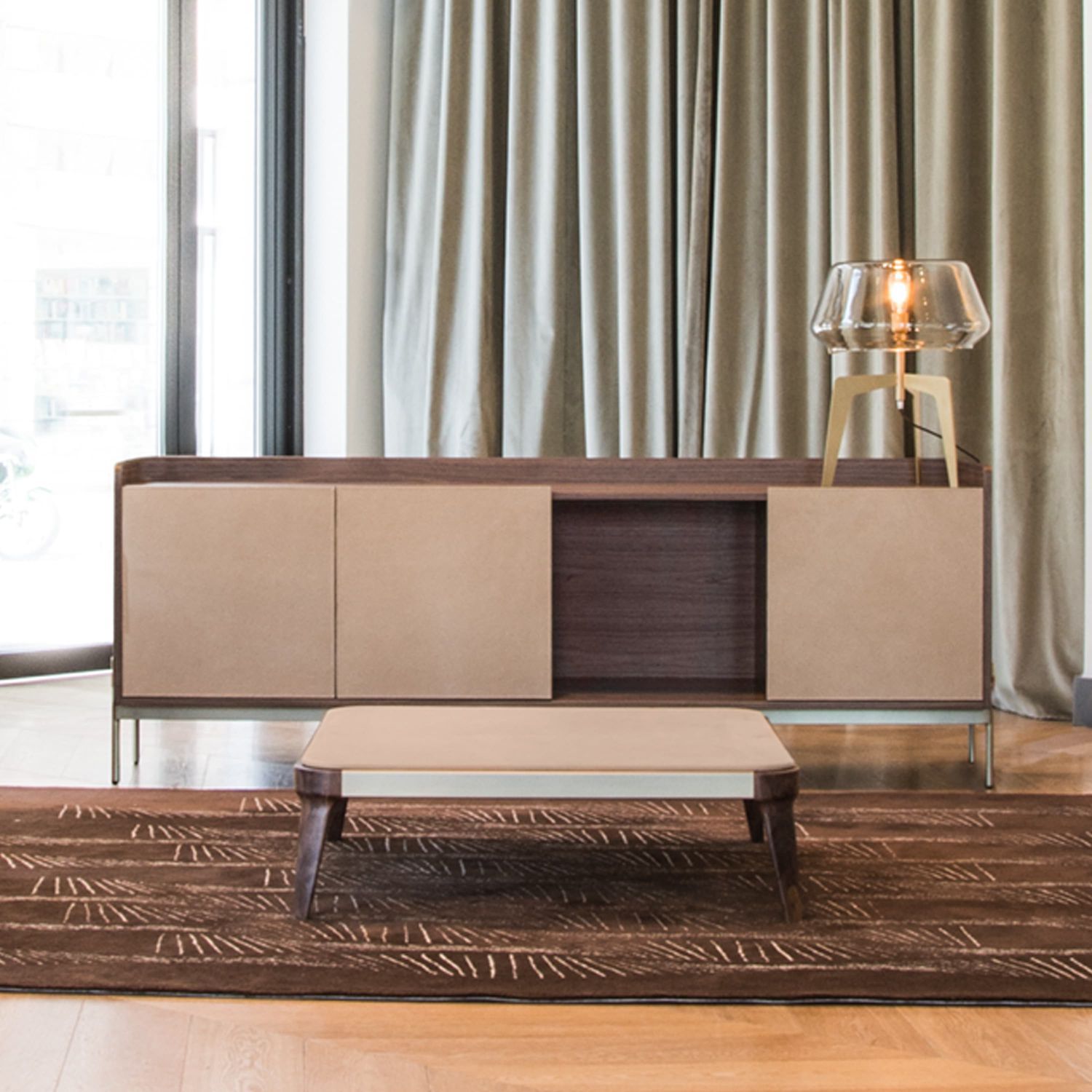 Buffet contemporain / en bois / en cuir - V236 - Aston Martin