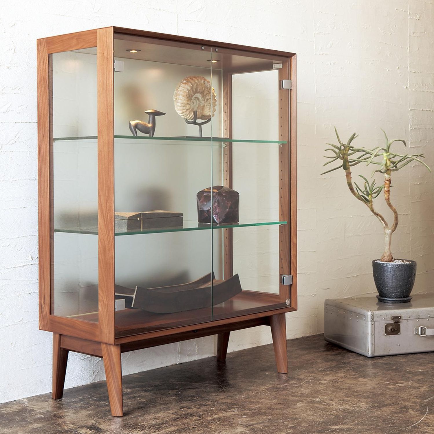 Vitrine contemporaine - WING LUX Curio - CondeHouse - en verre / en ...