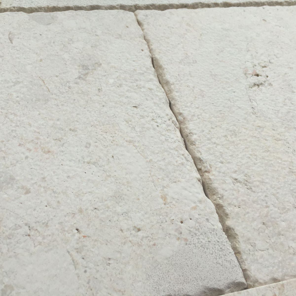 Pavé en pierre calcaire - ALTAMIRA ROSAL - ROSAL STONES - d'extérieur ...