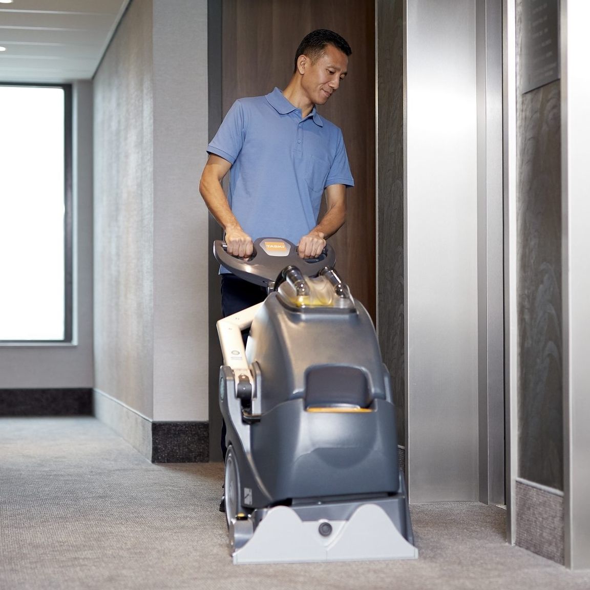 Aspirateur injecteur extracteur professionnel - procarpet 30 - TASKI ...