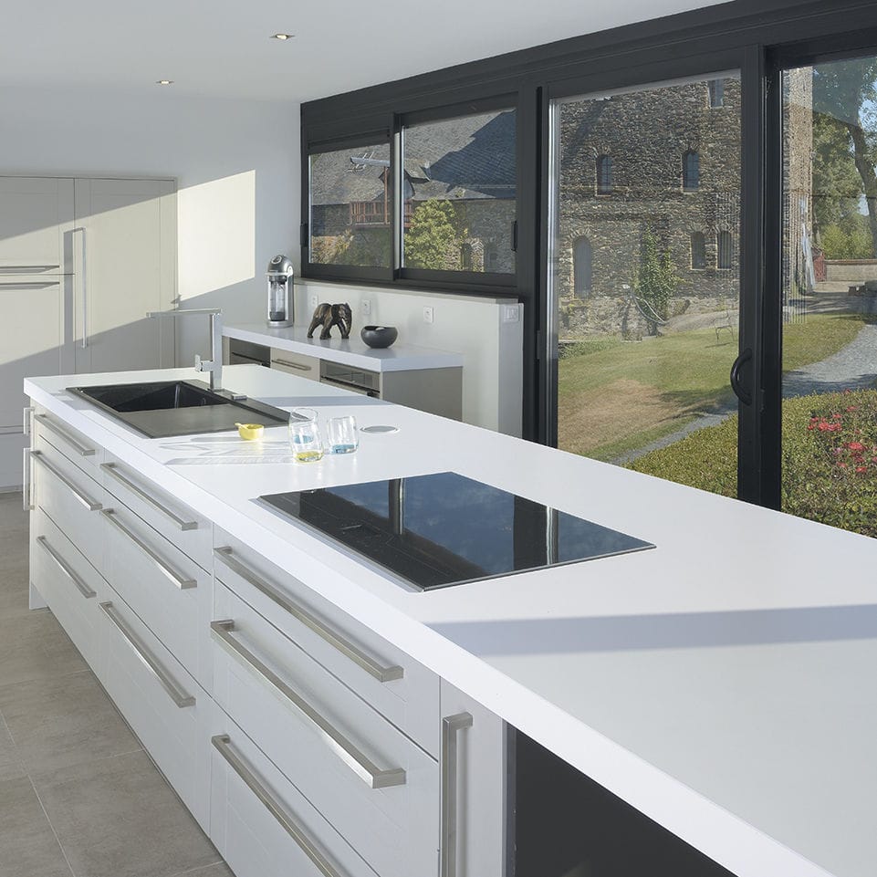 Cuisine contemporaine - MANALI GRIS - PYRAM INDUSTRIES - en chêne ...