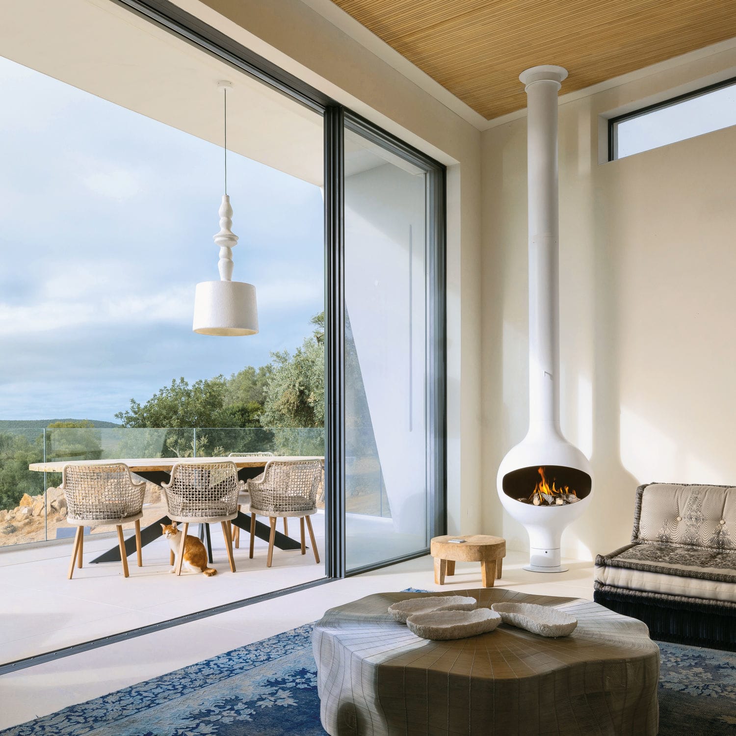 Cheminée à gaz - BATHYSCAFOCUS SUR PIED - Focus Creation - au sol / sur pied / centrale