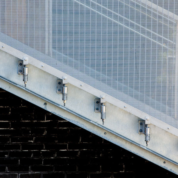 Système de fixation en inox - BOTTOM MOUNTING WIRE MESH - HAVER ...