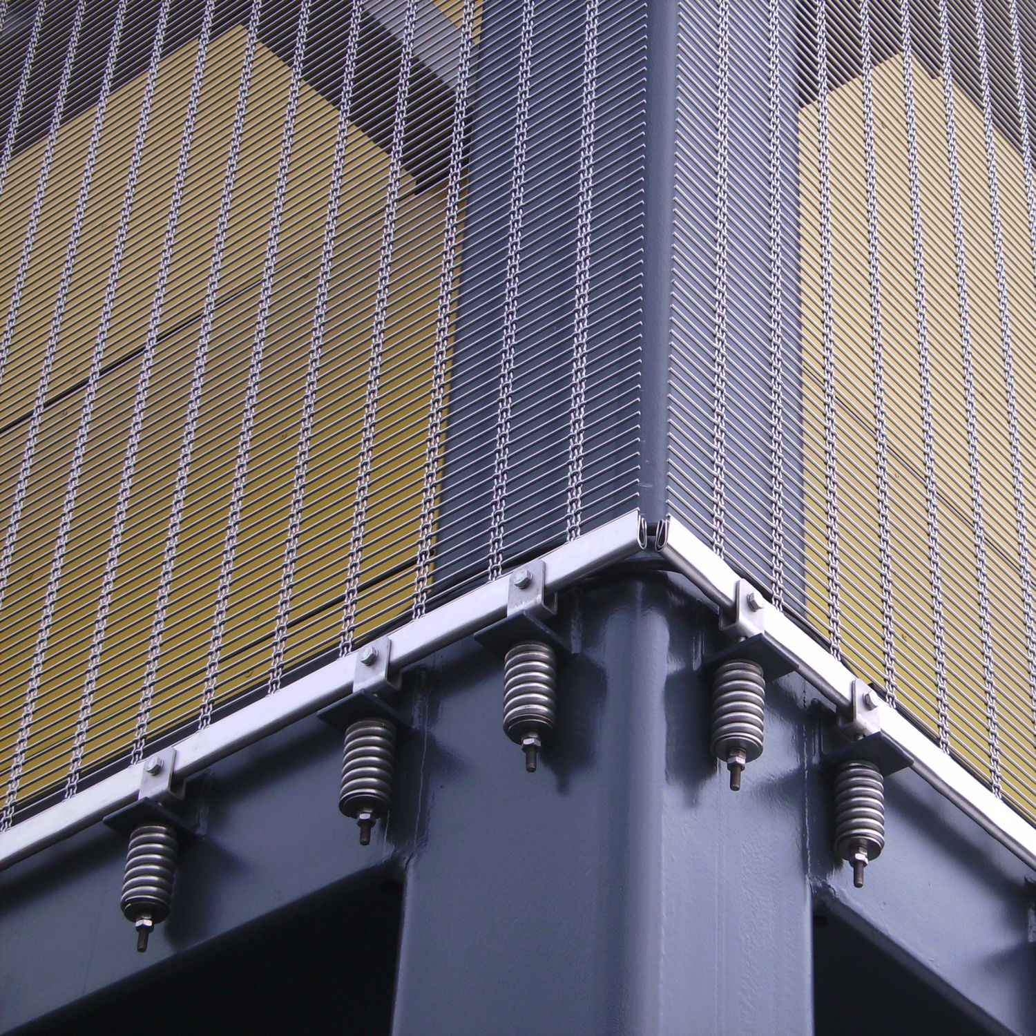 Système de fixation en inox - BOTTOM MOUNTING WIRE MESH - HAVER ...