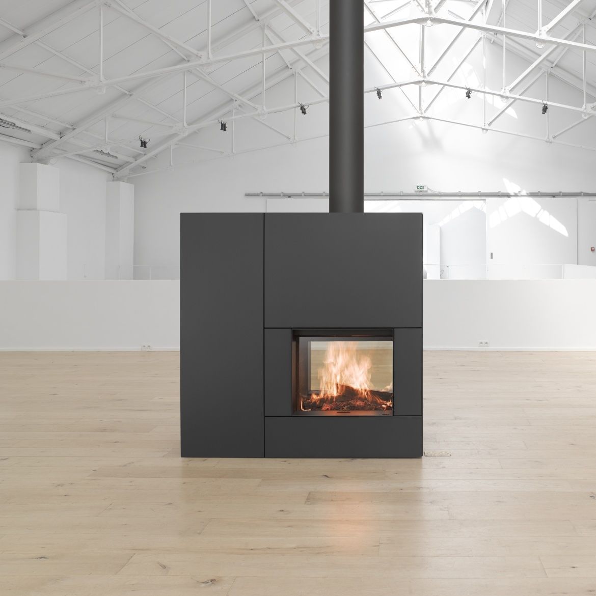 Cheminée à bois - 22-90-DF - Stûv - à poser / sur pied / double face