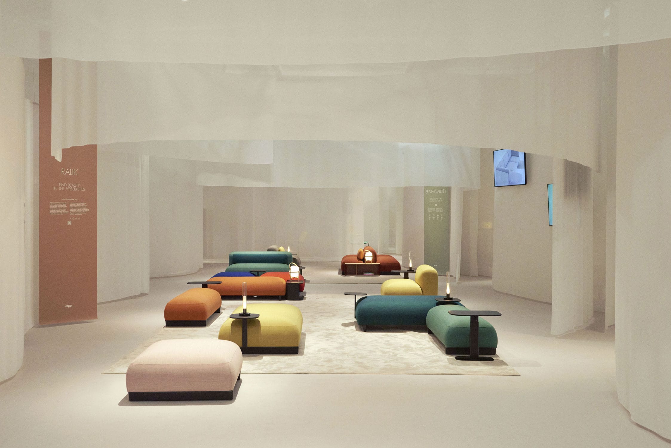 Banquette modulable - RALIK - Arper - contemporaine / en tissu / en cuir