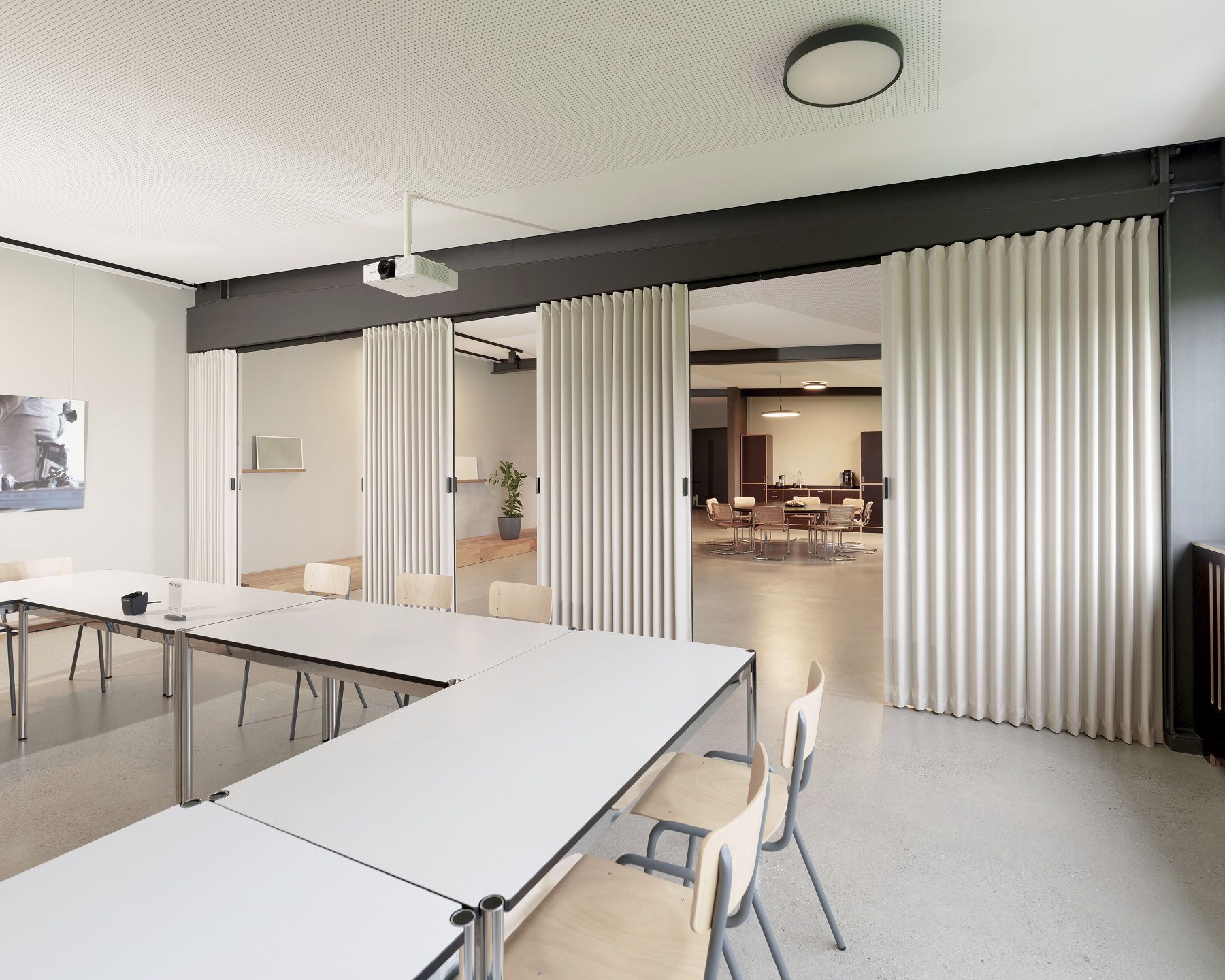 Cloison en cuir - Multiple opening - Dooor srl - pliante / coulissante ...