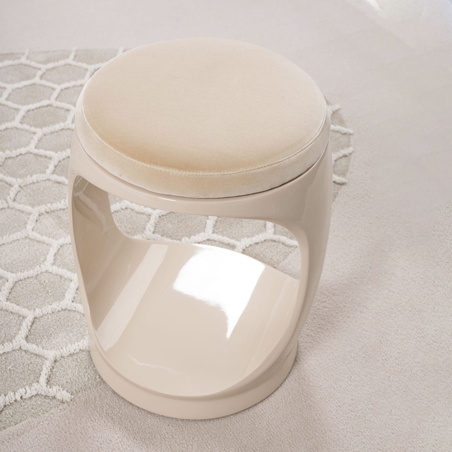 Tabouret contemporain - Signet Ring B10014 - Softicated - en velours / avec piètement en ...