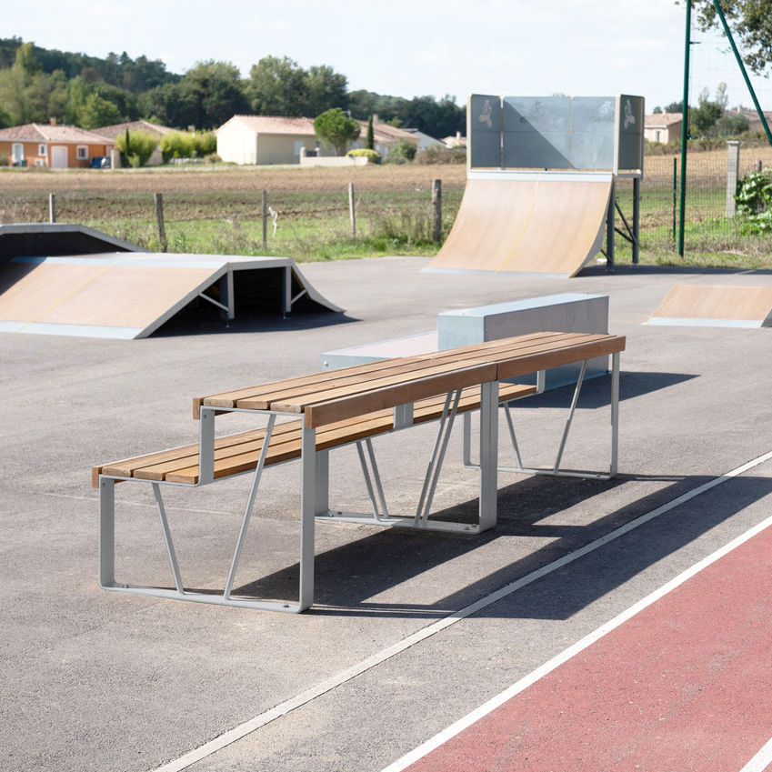 Gradin pour extérieur - ATLANTIQUE - AREA - en pin / en frêne / en acier