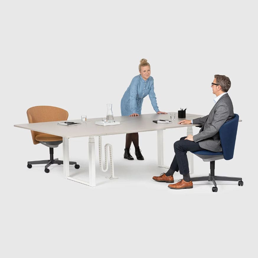 Table de réunion contemporaine - LEVEL PURE LIFT - Bene GmbH - en ...