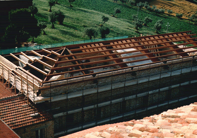 Charpente de toiture en bois - SPACEWOOD - WOOD SYSTEM INTERNATIONAL ...