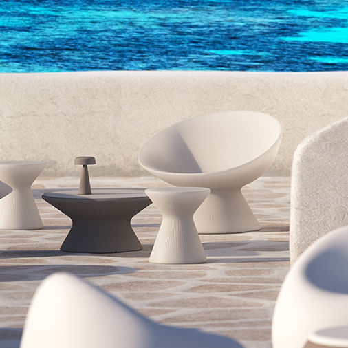 Tabouret contemporain - fade low - PLUSt COLLECTION - en polyéthylène / piètement central / lumineux