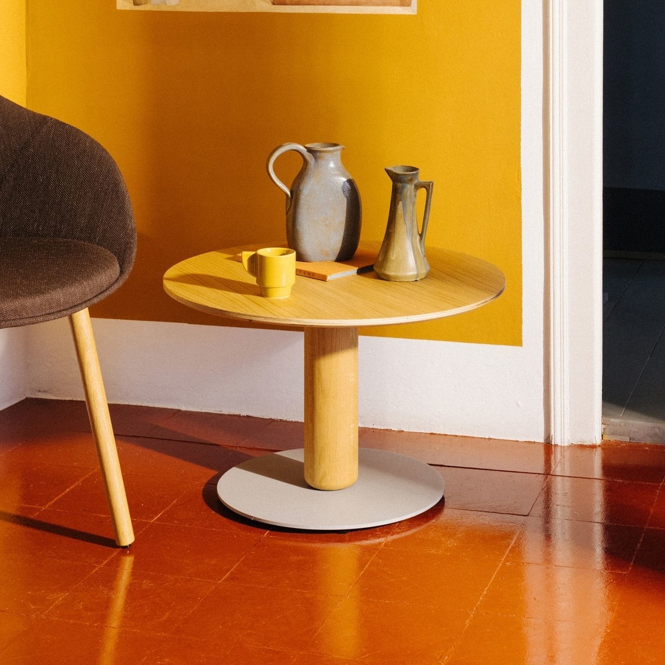 Table d'appoint contemporaine - Taber - Enea - en chêne / en HPL / en ...