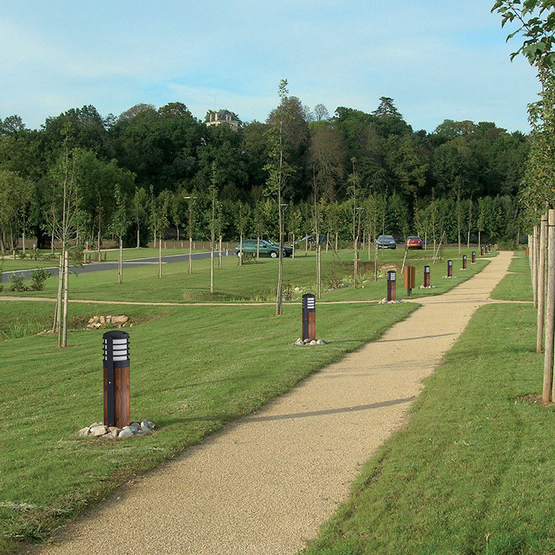 Borne d'éclairage urbaine - Transfert - Eclatec - contemporaine / en aluminium / fluocompacte