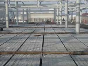 Dalle de plancher en béton / en béton précontraint / alvéolé - SEAC