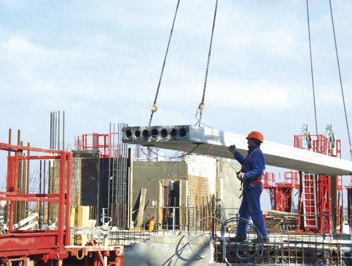 Dalle de plancher en béton / en béton précontraint / alvéolé - SEAC