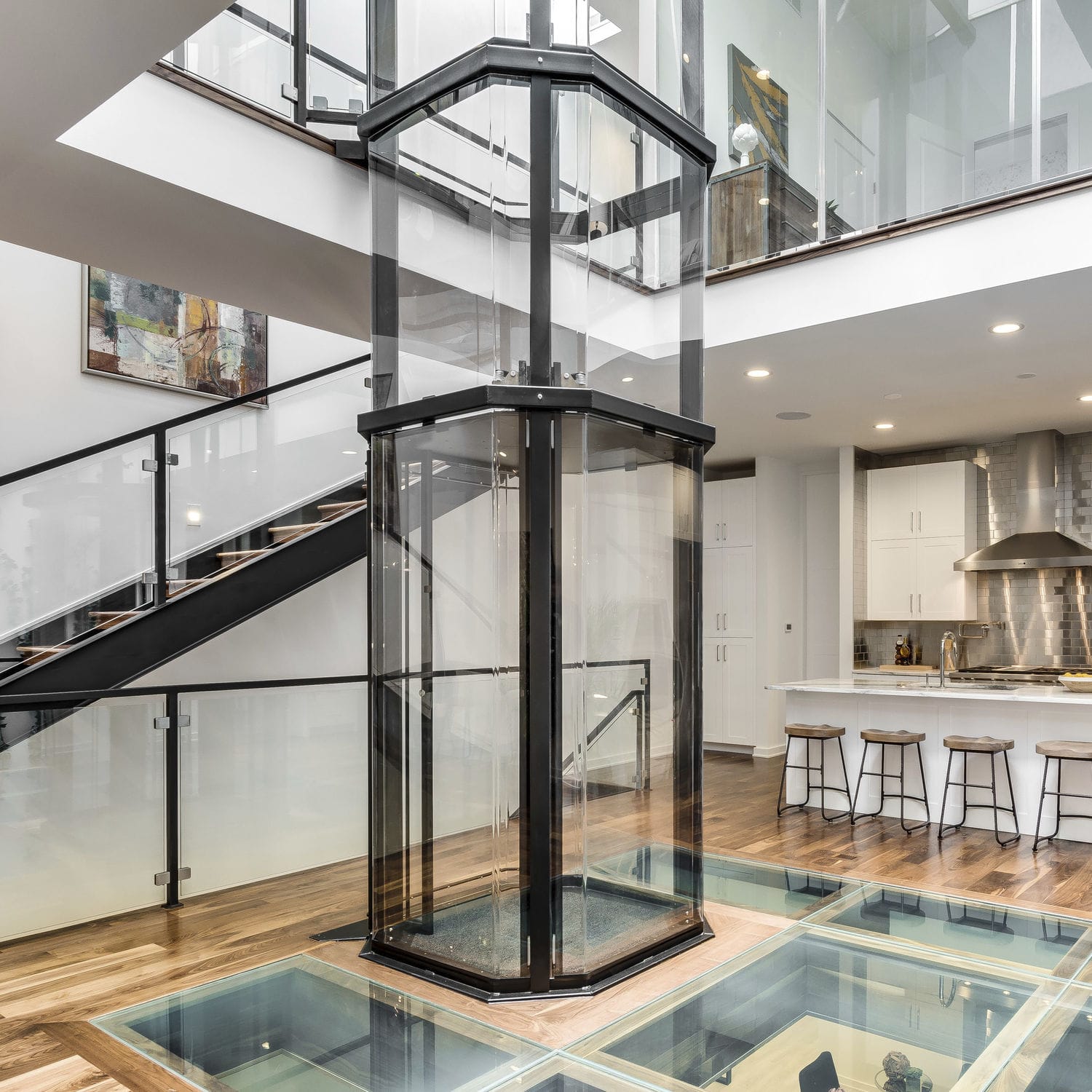 Ascenseur électrique - SAVARIA VUELIFT OCTAGONAL - Garaventa Lift ...