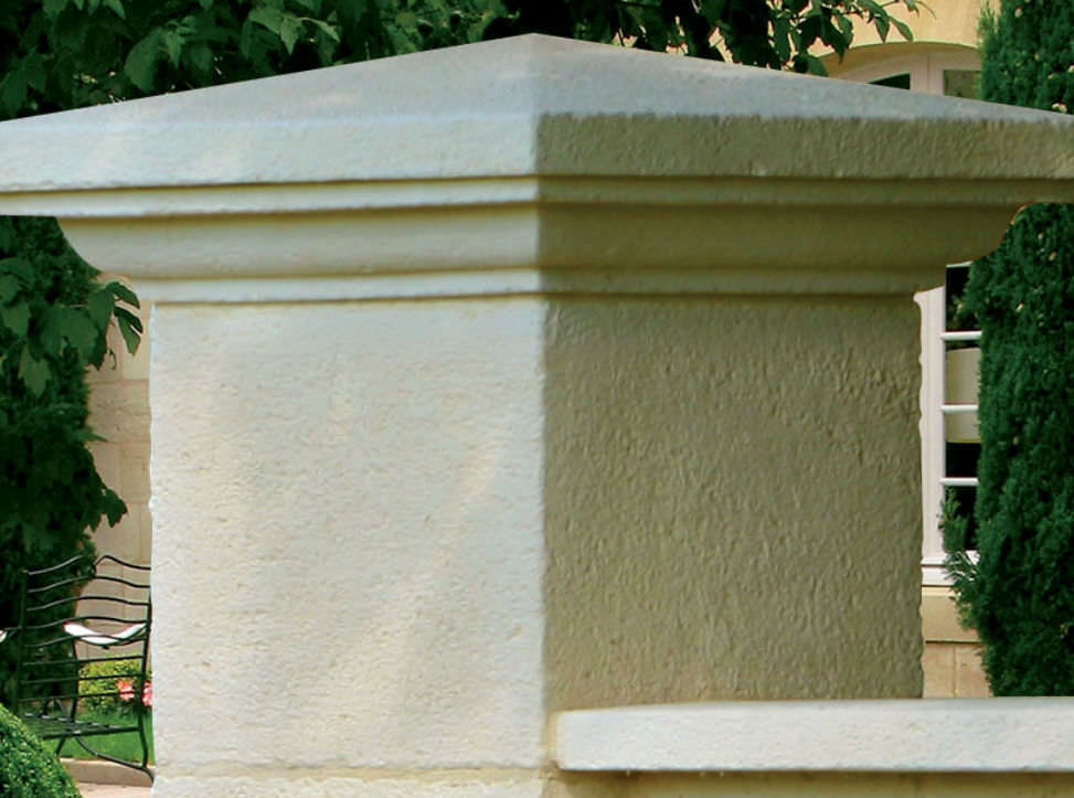 Poteau en pierre - VALANCAY - ORSOL