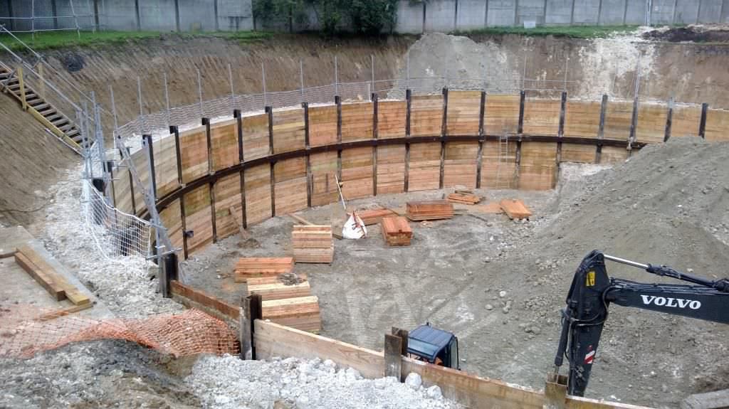 Paroi berlinois - BERLINER WALL - FRANKI FOUNDATIONS BELGIUM - en bois ...