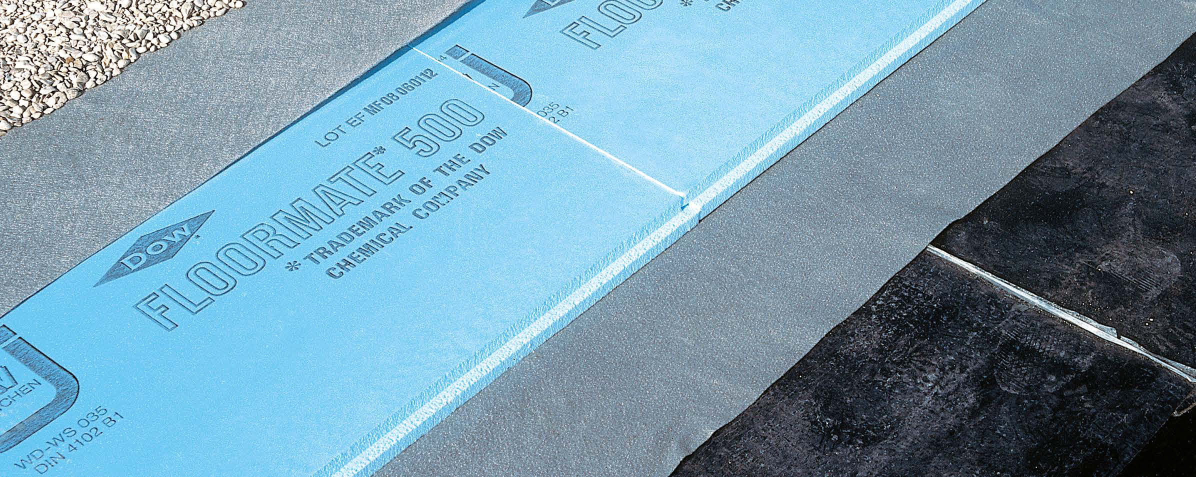 Isolant thermique FLOORMATE Dow France en polystyrene extrude en panneaux rigides pour plancher