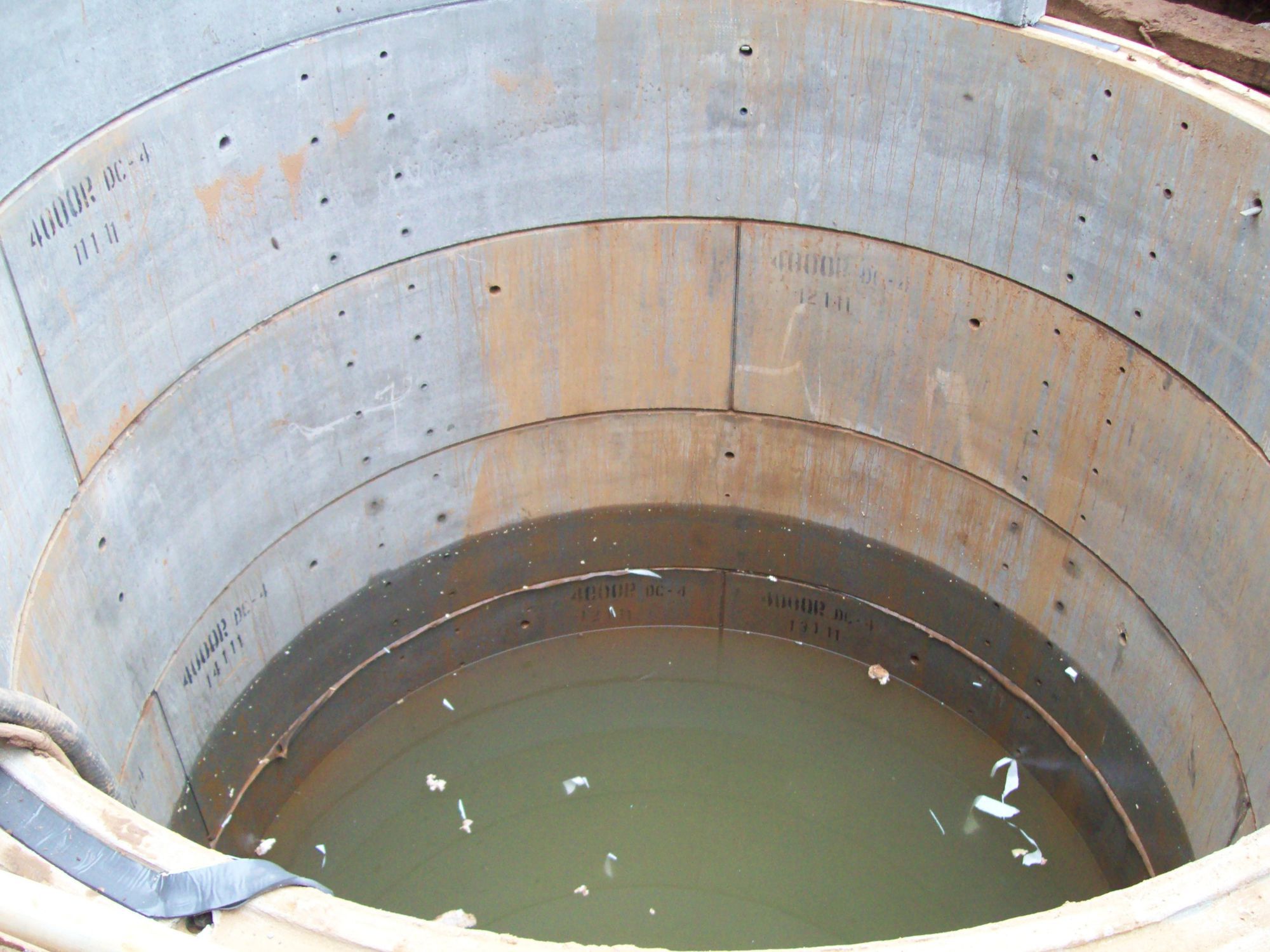 Regard d'égout en béton - COMBINED PUMP & VALVE CHAMBER - CPM Group Ltd