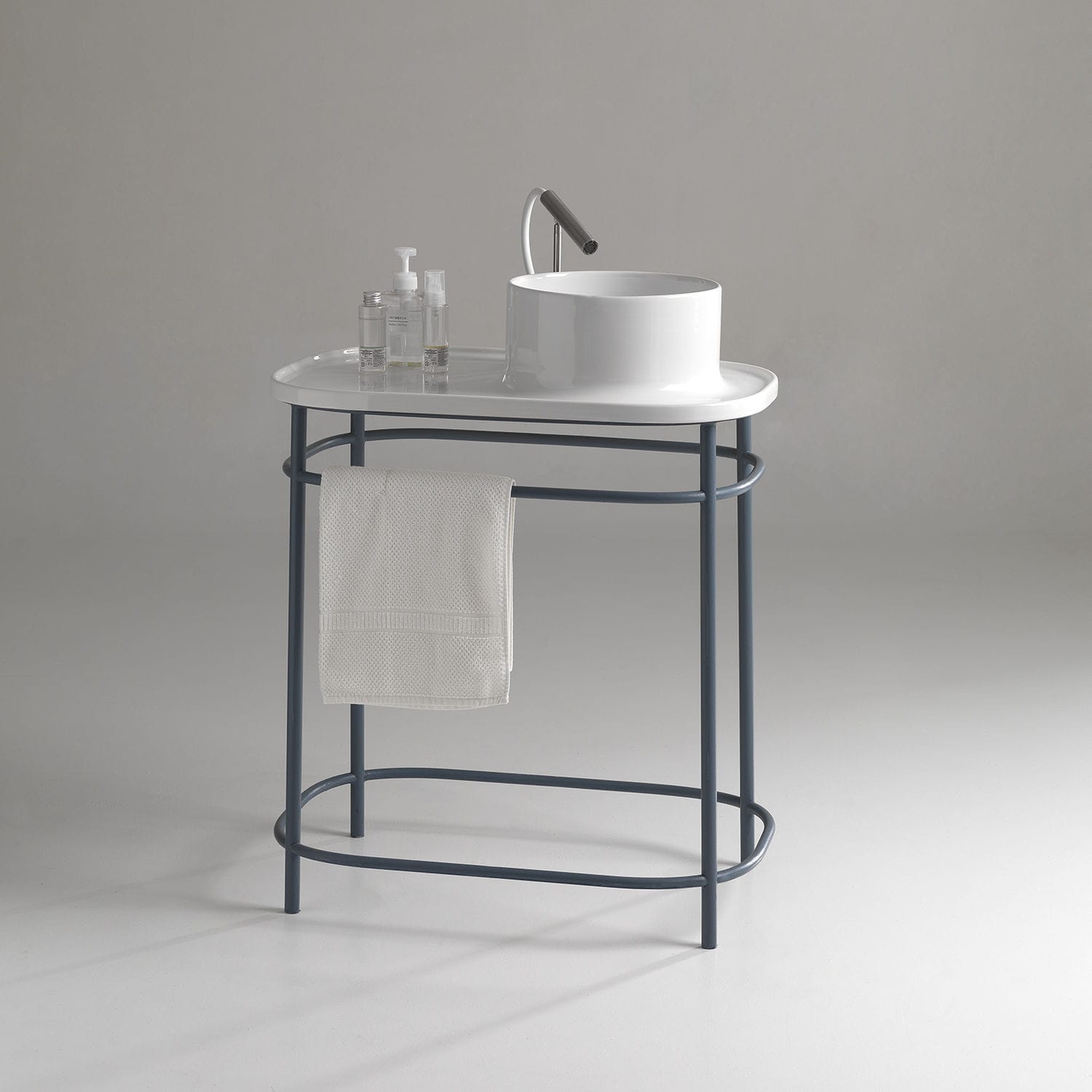 Console pour lavabo en métal - UP 700 WITH STAND - BLEU PROVENCE - en ...