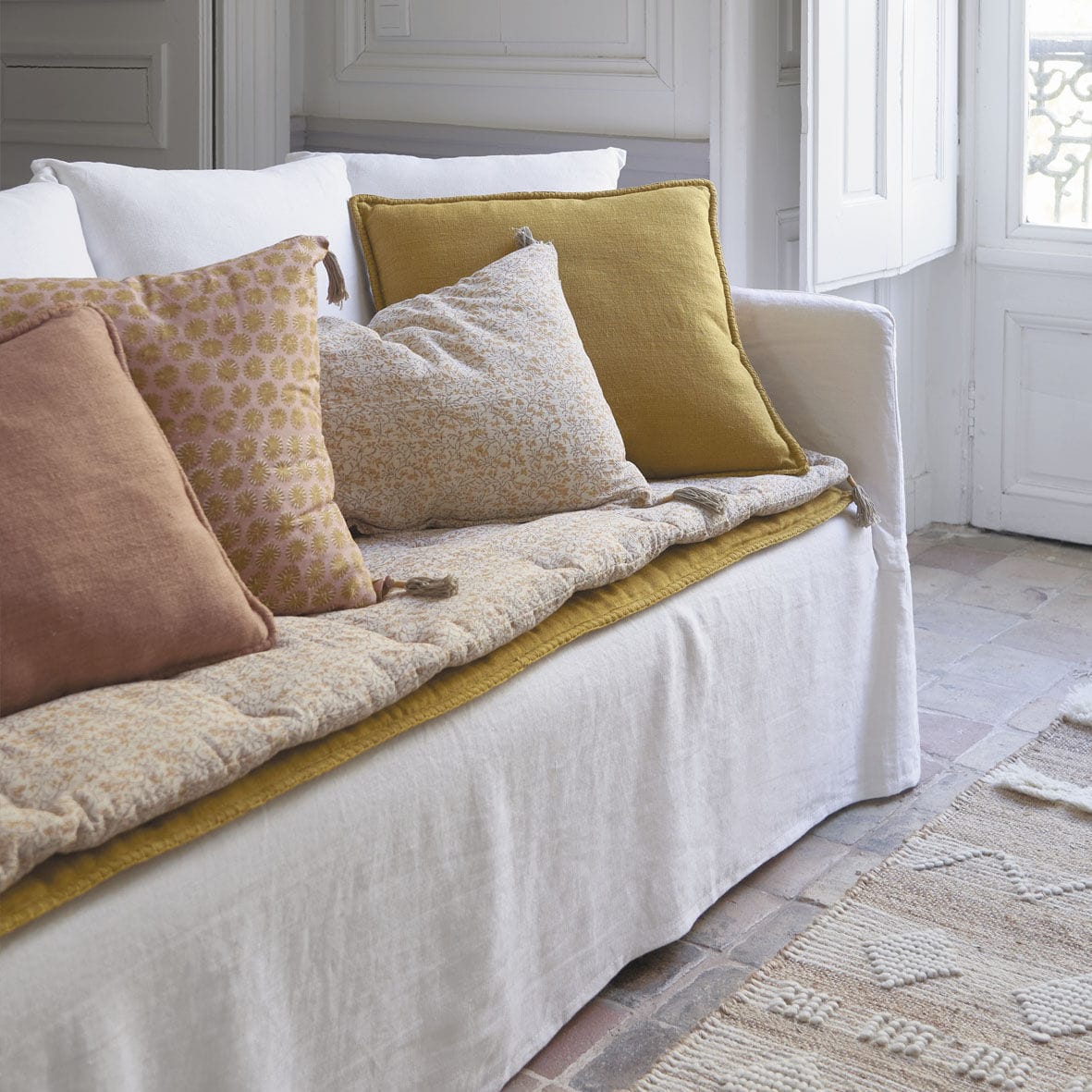 Matelas futon beige - LOUISE - BLANC D'IVOIRE - gris / jaune / rose