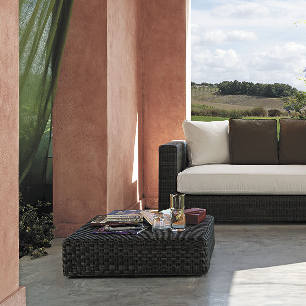 Table basse contemporaine - CUBE - Ethimo - en verre / en fibres synthétiques / en résine tressée