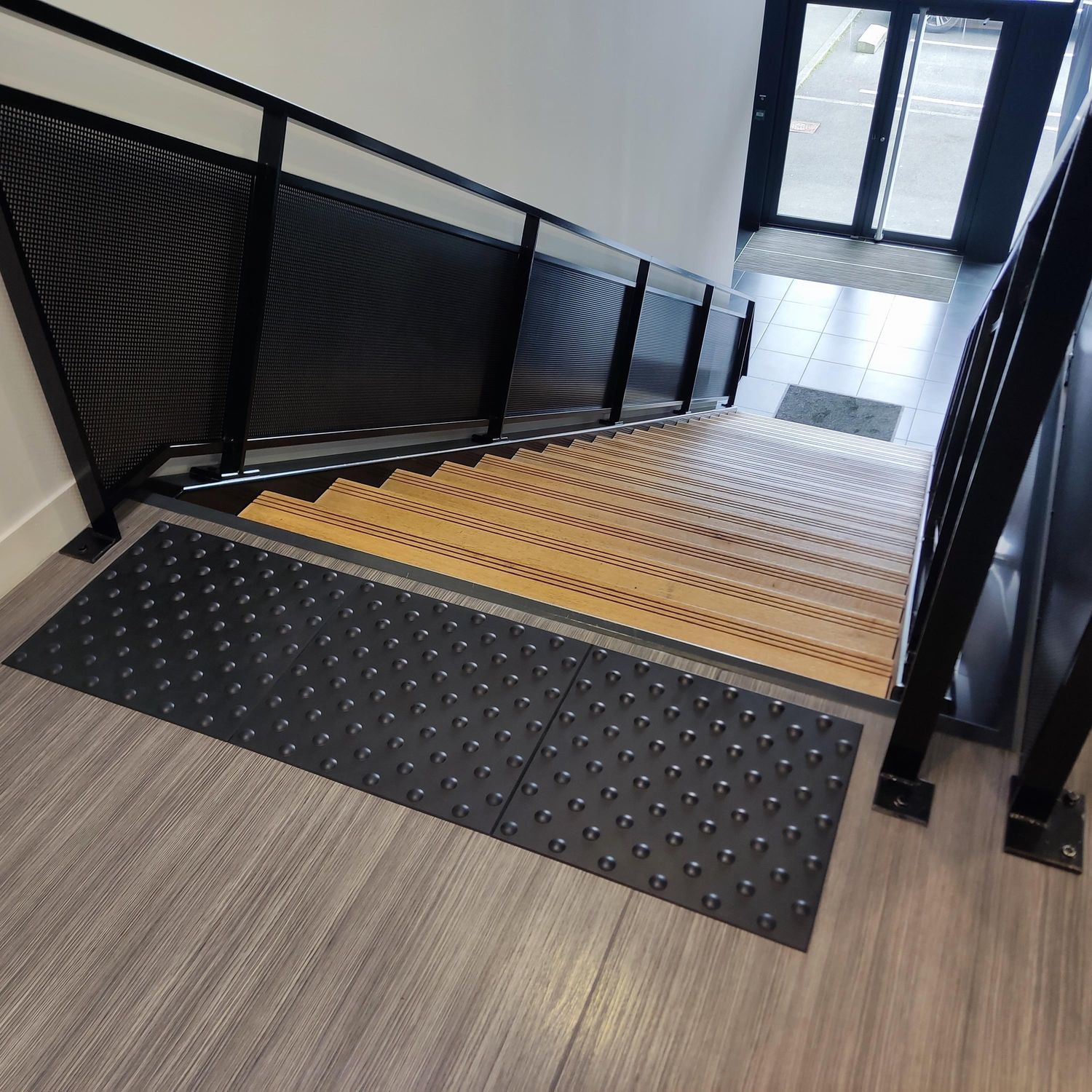 Dalle podotactile en caoutchouc - PRAXIS - Dalsouple