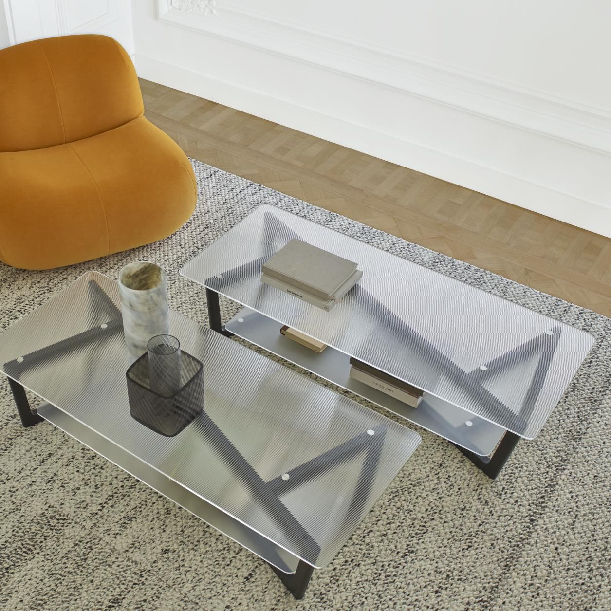 Table basse contemporaine - DECALAGE - CINNA - en verre / avec piètement en frêne / rectangulaire