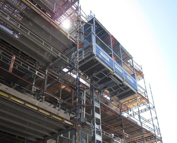 Monte-charge pour fortes charges - 500 Z/ZP - GEDA GmbH - pour chantier ...